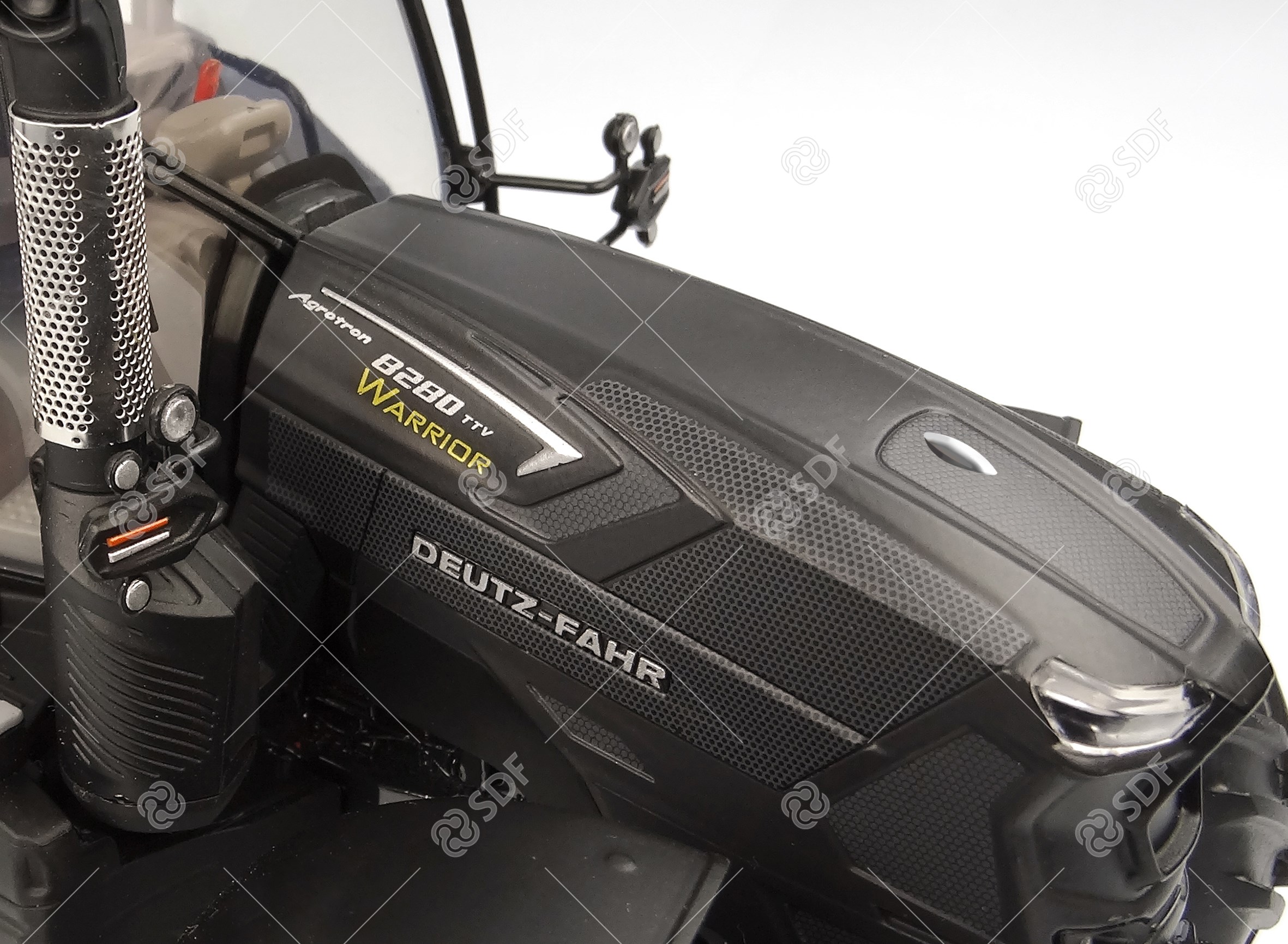 Merchandising oficial SAME y DEUTZ-FAHR | SDF Store